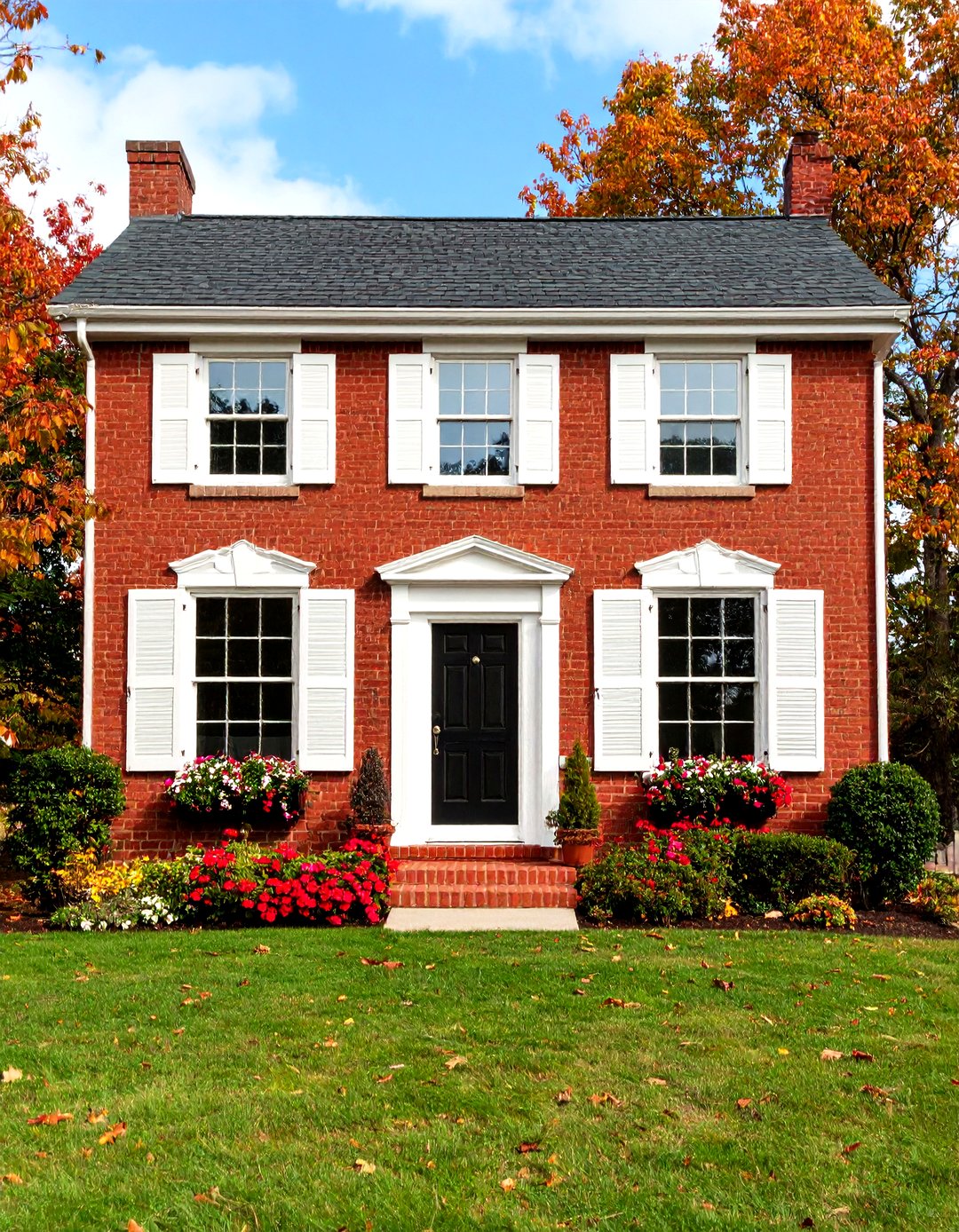 24 Exterior Window Trim Ideas for Curb Appeal Today - Too Much Time